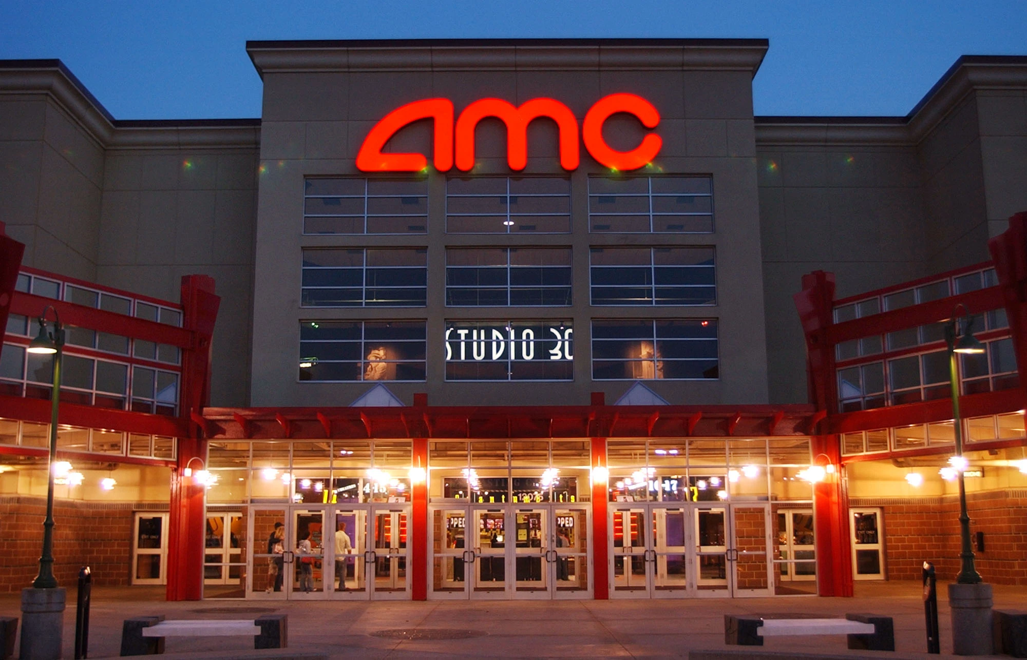 AMC Stock Dips 8% in Largest Decline Since Early November Amidst ...