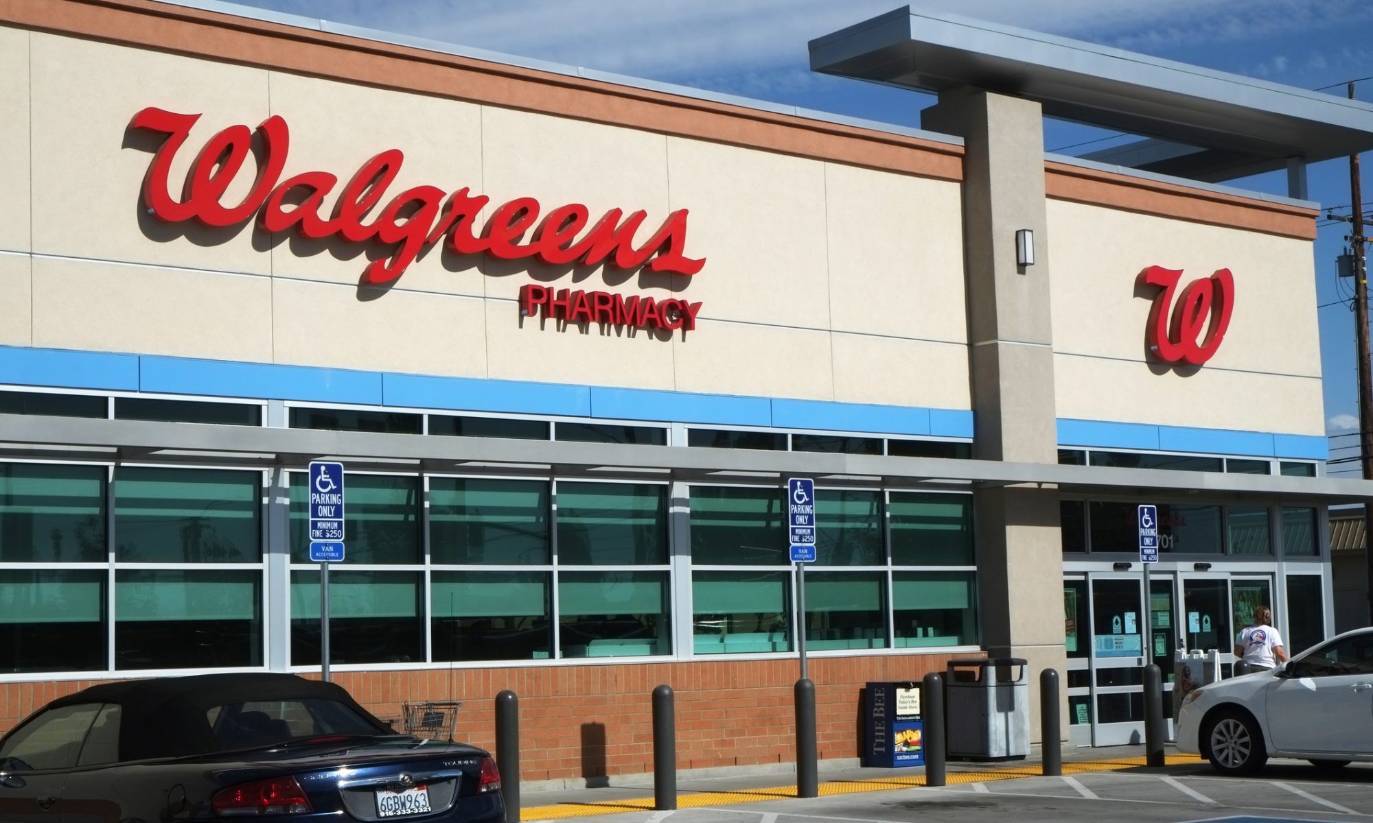 Stocks making the biggest moves midday: Walgreens Boots Alliance, Levi Strauss, International ...