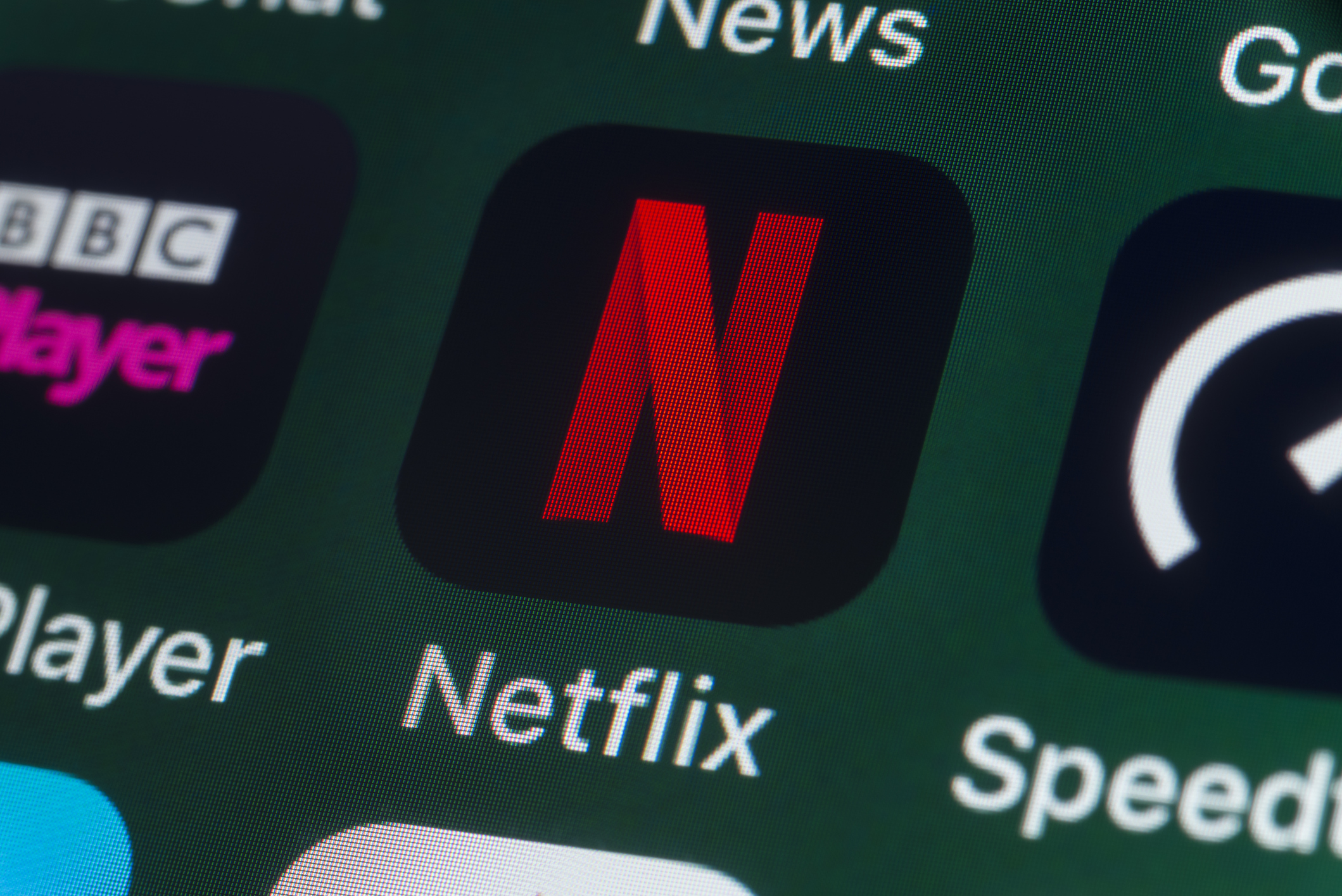 Netflix Reports Strong Q4 Metrics, Increased Subscribers and Upcoming ...