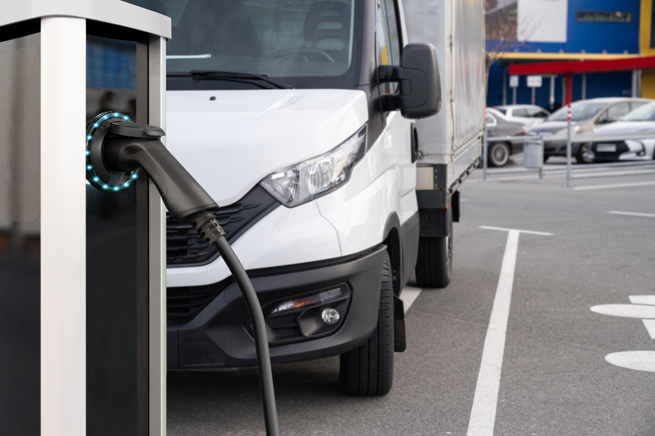 EV Automaker Mullen Powers Forward: Government Fleet Approval Sparks a ...