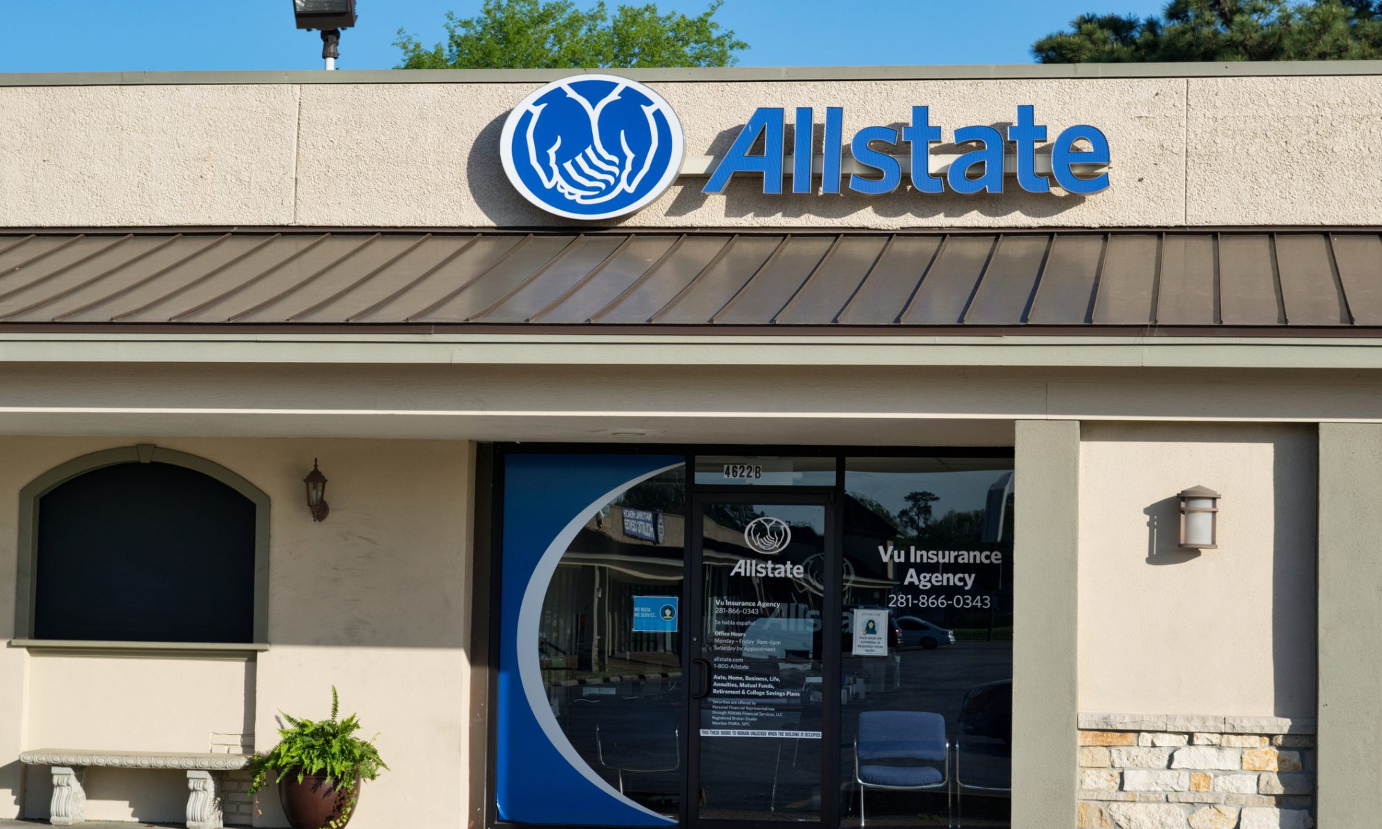 Allstate Corporation (ALL) Rides High with Robust Market Momentum ...