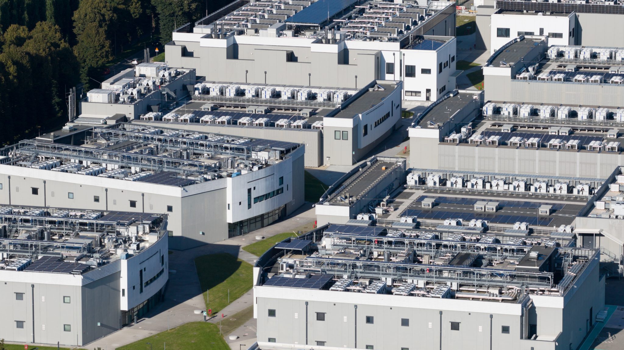 Global Data Centre Capacity Set to Nearly Double to 200GW by 2030 as AI ...
