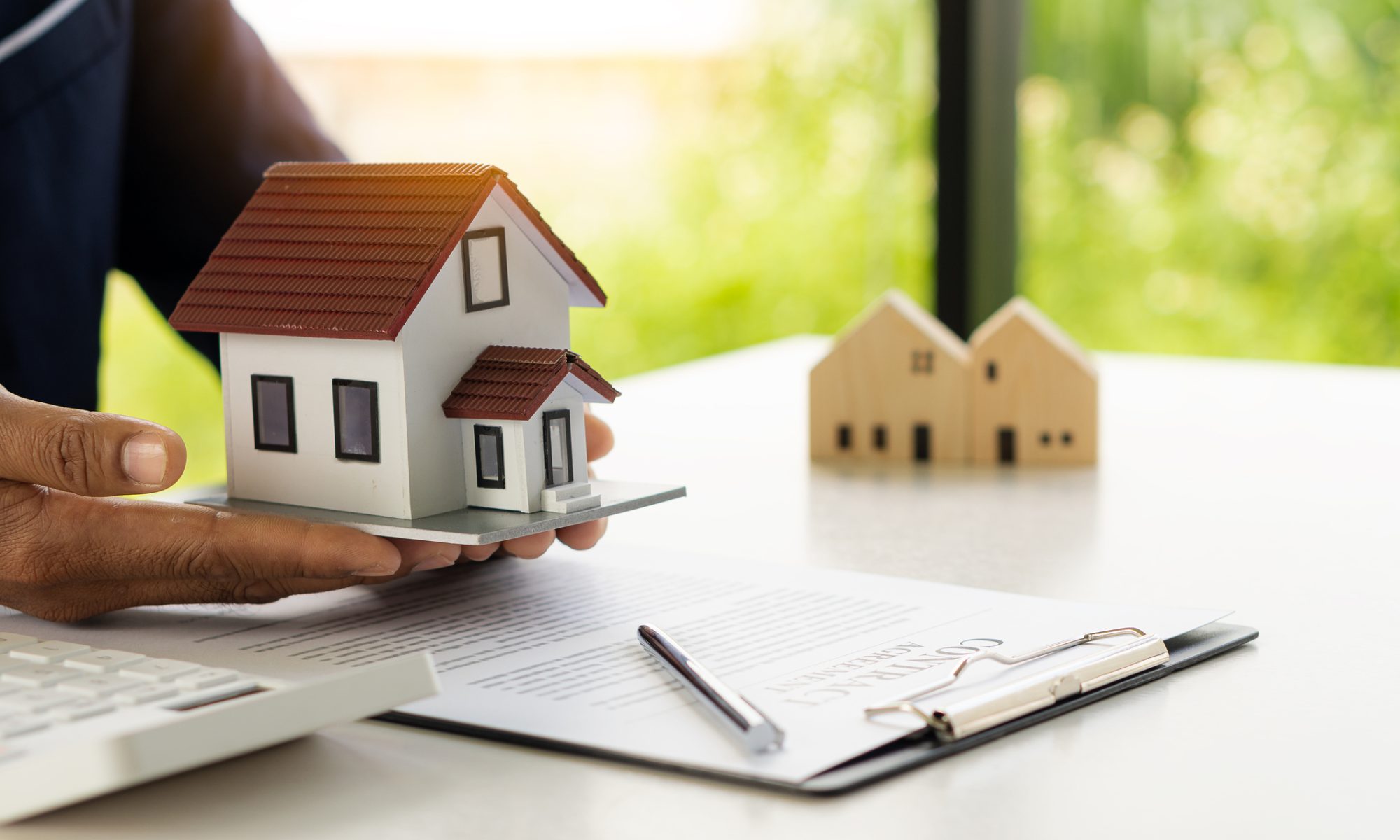 La Rosa Holdings Stock Skyrockets Following $11 Million Financing ...